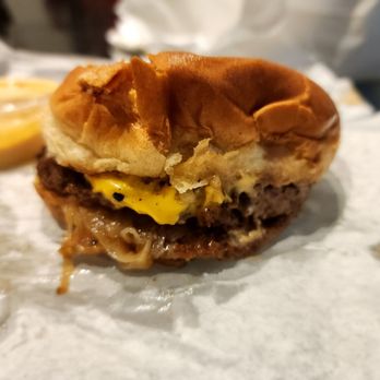 ROM BOMB BURGER - Updated October 2025 - 22 Photos & 25 Reviews - 9605 ...