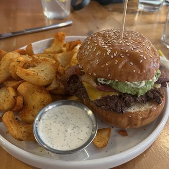 CHOMP KITCHEN AND DRINKS - Updated December 2025 - 377 Photos & 269 ...