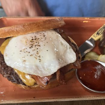 RED COW WAYZATA - Updated August 2025 - 62 Photos & 70 Reviews - 881 ...