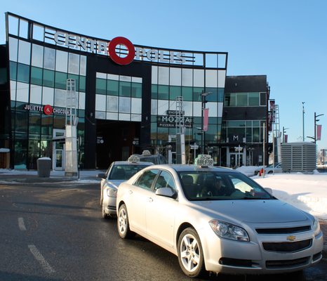 CO-OP TAXI LAVAL - Updated January 2026 - 18 Photos - 4405 Boulevard ...