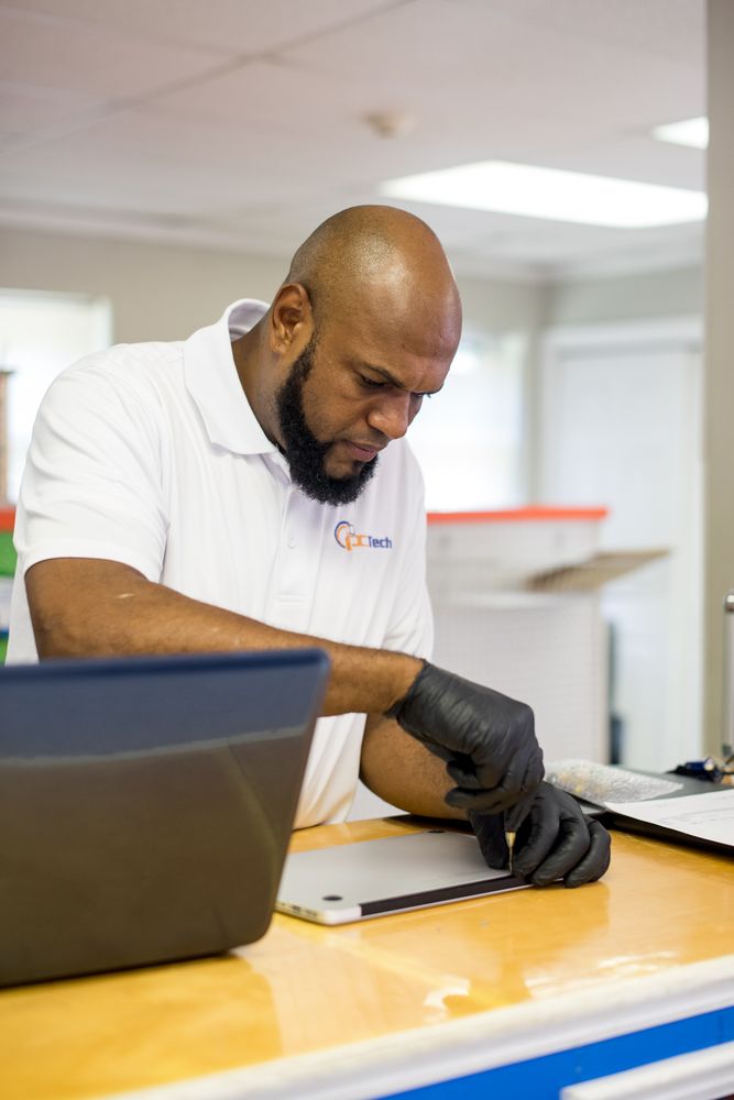 PC TECH COMPUTER STORE - Updated September 2024 - 28 Photos & 18 Reviews - 544 Warwick Ave ...