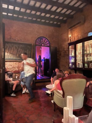 LA GRIETA - Updated December 2025 - 31 Photos - Callejón Tamarindo S/N ...