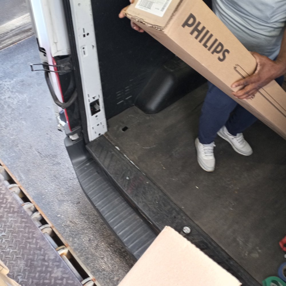 LAST MINUTE EXPRESS DELIVERIES - Updated December 2025 - 23 Photos ...