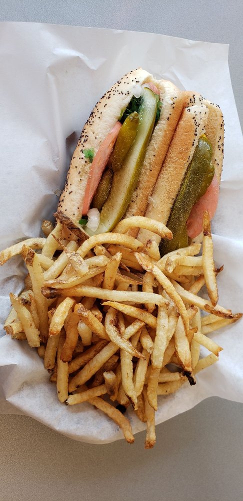 DOCTOR DOGS - 63 Photos & 149 Reviews - 253 E Irving Park Rd, Roselle ...