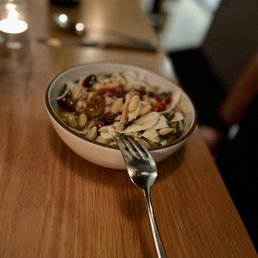 CHICKADEE - Updated October 2024 - 695 Photos & 306 Reviews - 21 ...