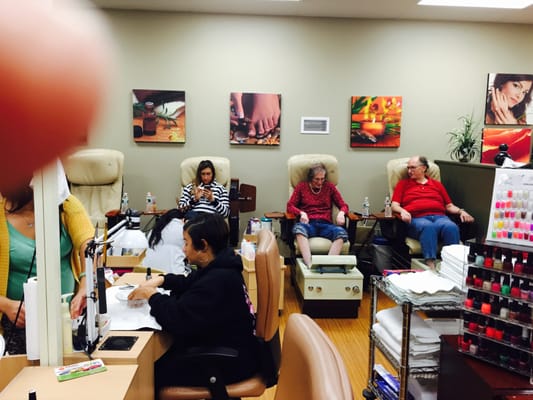 REGAL NAILS, SALON & SPA - Updated October 2025 - 27 Reviews - 25 ...