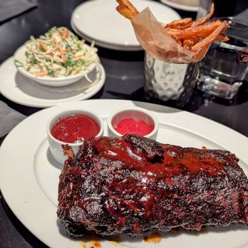 ENTOURAGE - Updated August 2025 - 550 Photos & 228 Reviews - 796 ...