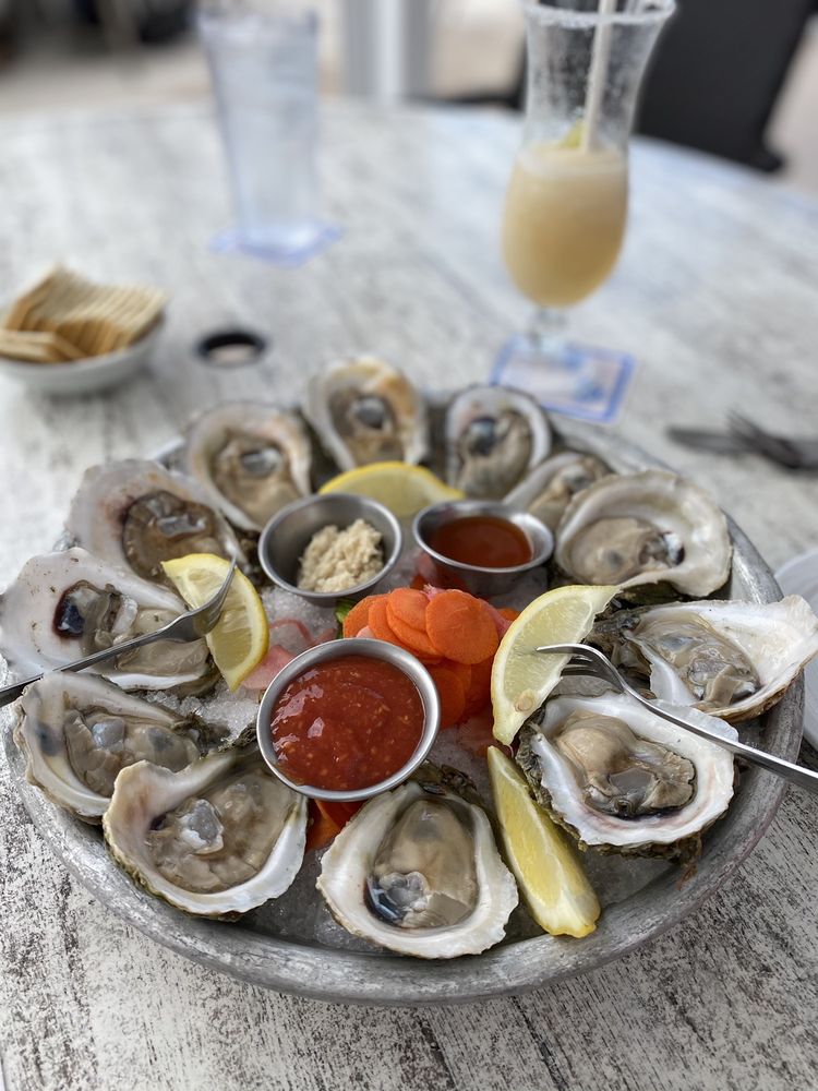 BEACH HOUSE WATERFRONT RESTAURANT - Updated January 2025 - 1666 Photos ...