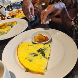 PLATE - Updated October 2025 - 383 Photos & 284 Reviews - 701 E 63rd St ...