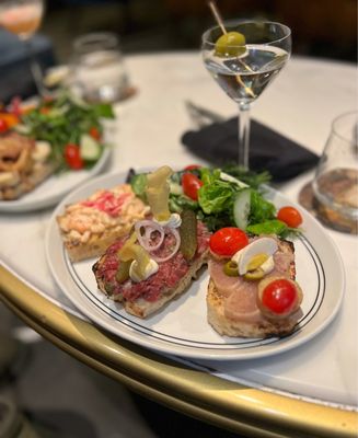 LIBRARY BAR - Updated November 2024 - 309 Photos & 140 Reviews - 100 ...