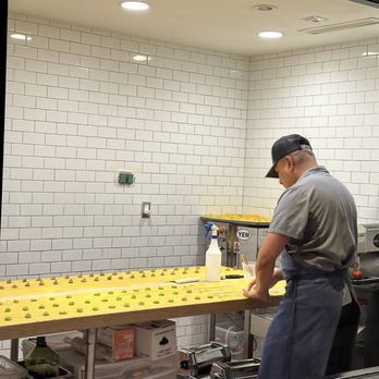 SOTTO - Updated April 2025 - 2318 Photos & 1698 Reviews - 118 E 6th St ...