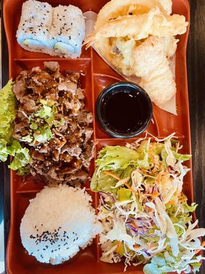 GIANT RAMEN & SUSHI - Updated July 2025 - 641 Photos & 728 Reviews ...