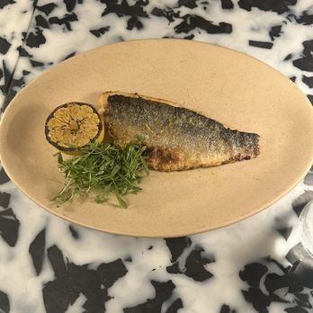 BAR ISSI - Updated September 2025 - 245 Photos & 153 Reviews - 414 N ...