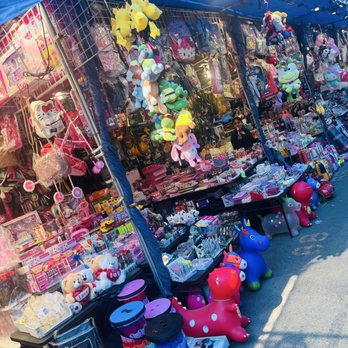 PHOENIX PARK ‘N SWAP - Updated December 2025 - 141 Photos & 66 Reviews ...