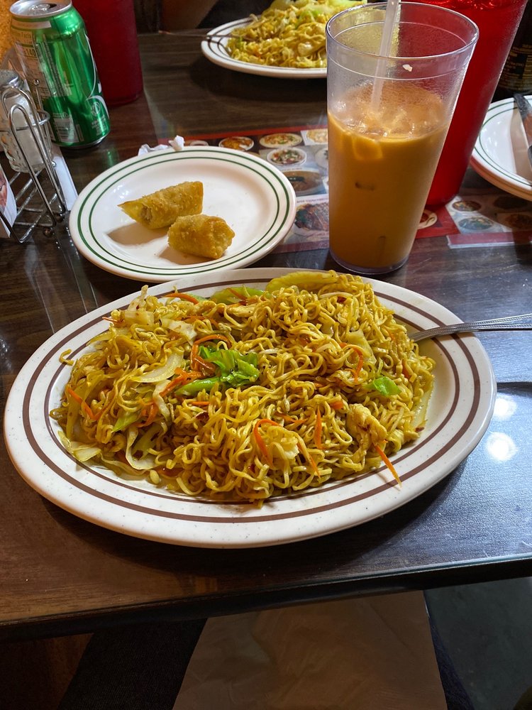 THAI ARAWAN - 38 Photos & 40 Reviews - 902 E Fulton St, Garden City ...