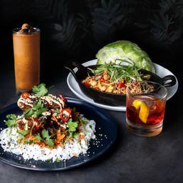 CRAFT BEER MARKET CALGARY DOWNTOWN - Updated December 2025 - 215 Photos ...