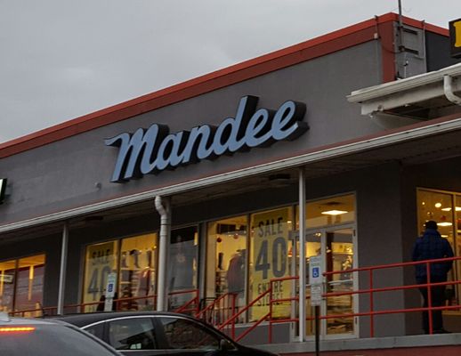 MANDEE - Updated December 2025 - 111 Wagaraw Rd, Hawthorne, New Jersey ...