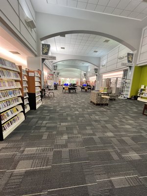 LAPRADE LIBRARY - Updated October 2025 - 27 Photos - 9000 Hull Street ...