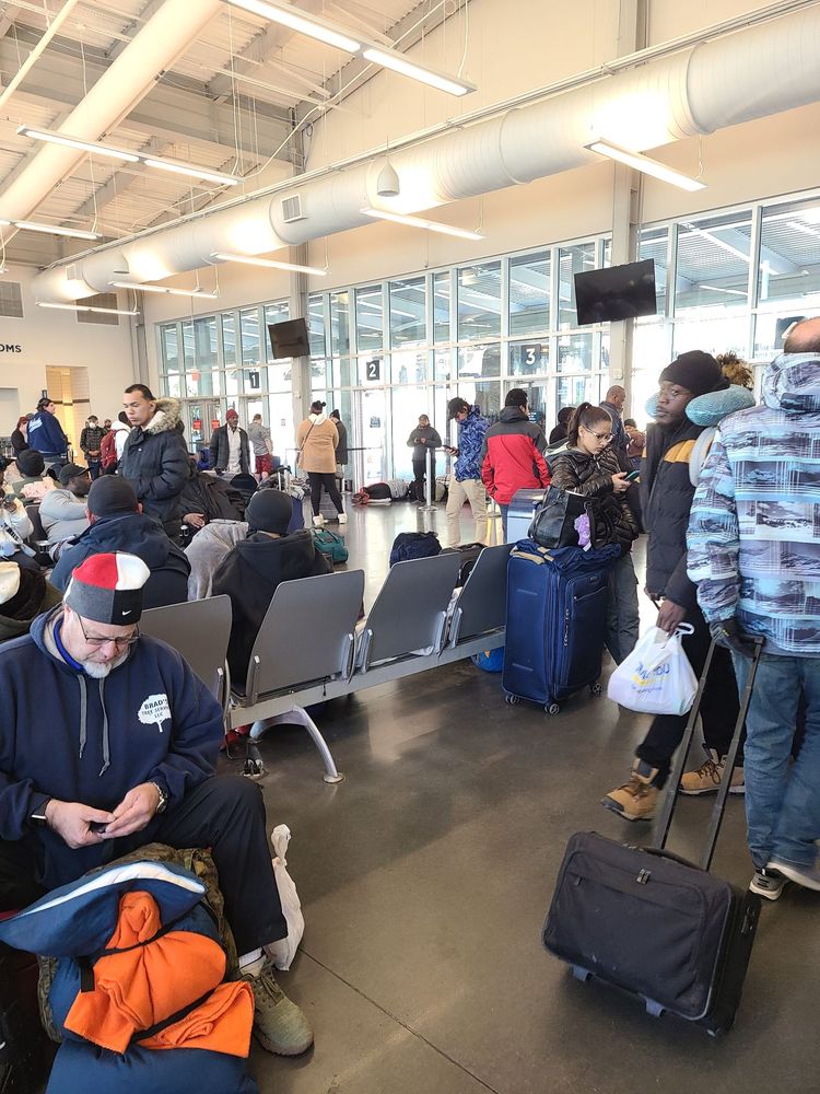 GREYHOUND BUS LINES - Updated December 2025 - 97 Photos & 206 Reviews ...