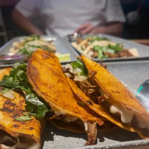 EL REY - Updated July 2025 - 748 Photos & 1092 Reviews - 2013 Chestnut ...