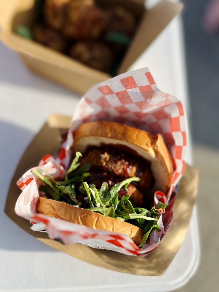 TAKUMA’S BURGER - Updated November 2024 - 232 Photos & 184 Reviews ...