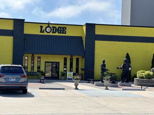 LODGE FACTORY STORE - Updated June 2024 - 57 Photos & 45 Reviews - 220 ...
