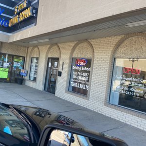 COURTESY DRIVING SCHOOL - Updated March 2025 - 65 Reviews - 54901 Mound ...