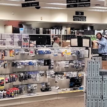 MICRO CENTER - Updated December 2025 - 109 Photos & 329 Reviews - 13929 ...