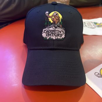 DARWIN’S THEORY - Updated November 2024 - 121 Photos & 178 Reviews ...