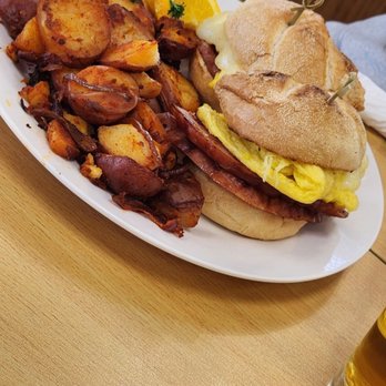 SHA SWIRL CAFE & BAKERY - Updated January 2025 - 52 Photos & 19 Reviews ...