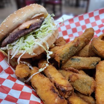 YELLOW BASKET BURGERS - Updated June 2024 - 174 Photos & 275 Reviews ...