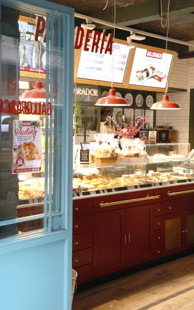 PANADERÍA GALLOFA & CO - Updated December 2024 - Mies del Valle, 5 ...