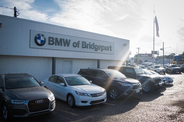 BMW OF BRIDGEPORT - Updated December 2025 - 29 Photos & 77 Reviews - 43 ...