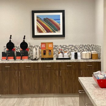 HAMPTON INN ENCINITAS CARDIFF BEACH AREA - Updated December 2025 - 94 ...