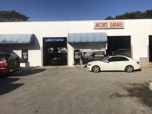 JACOB’S GARAGE - Updated November 2025 - 34 Photos & 73 Reviews - 9890 ...