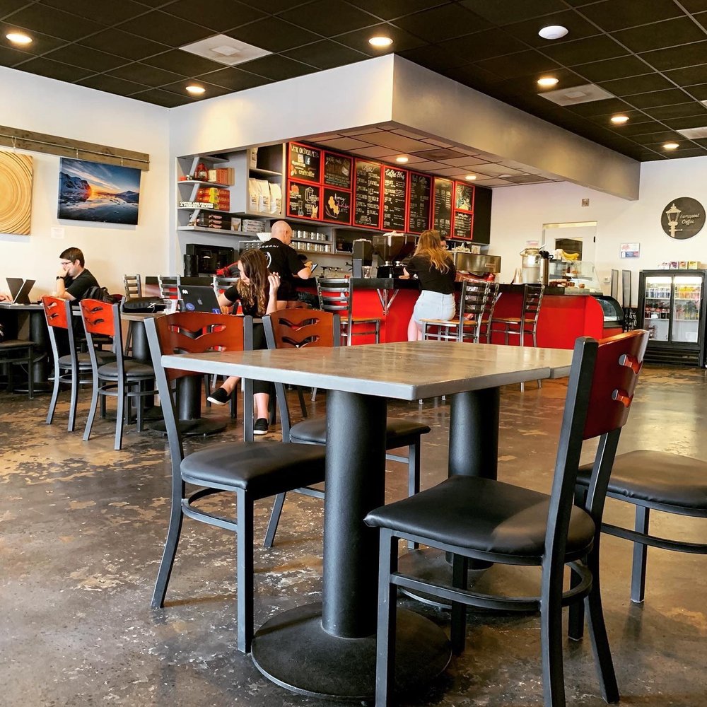 LAMPPOST COFFEE - 254 Photos & 260 Reviews - Coffee & Tea - 1205 Round ...