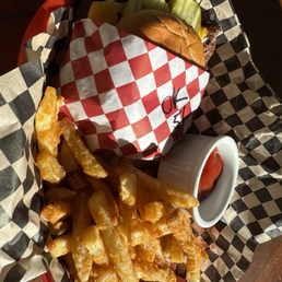 EMERALD MALLARD - Updated September 2025 - 110 Photos & 58 Reviews ...