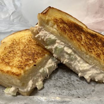 ROUNDHOUSE DELI - Updated July 2025 - 337 Photos & 381 Reviews - 8450 ...