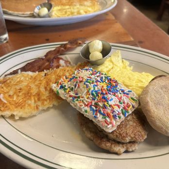 TED’S BULLETIN 14TH - Updated July 2025 - 3101 Photos & 2326 Reviews ...