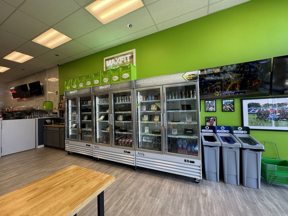 MAXFIT MARKET - MARINA - Updated December 2025 - 11 Photos - 120 ...