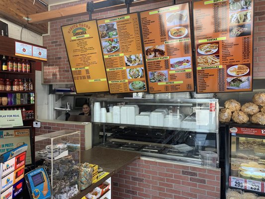 SEVEN DAYS MARKET - 56 Photos & 58 Reviews - 1111 Beaumont Ave ...