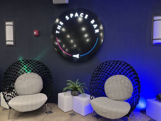 THE SPACE BAR - Updated March 2025 - 157 Photos & 62 Reviews - 6245 ...