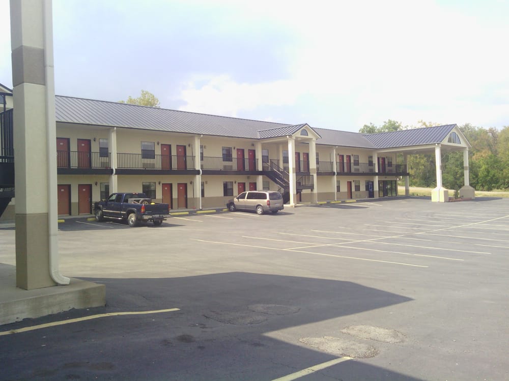 HI-WAY INN EXPRESS - Updated August 2025 - 901 S Garfield St, Kiowa ...