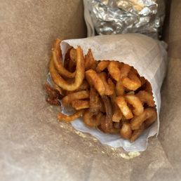 THE DARI DELITE - Updated July 2025 - 36 Photos & 59 Reviews - 1632 S ...