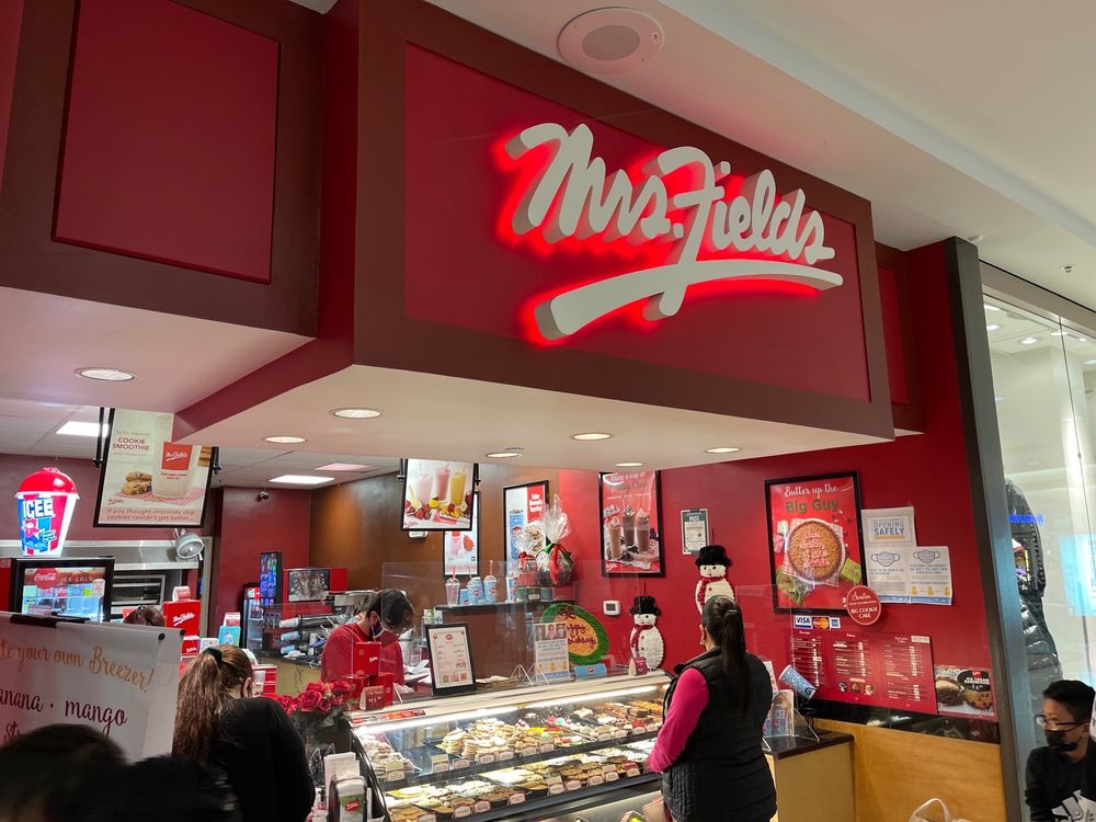 MRS. FIELDS SUN VALLEY MALL - Updated November 2024 - 12 Photos & 29 ...