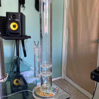 DANK SMOKE SHOP - Updated May 2025 - 43 Photos & 88 Reviews - 4012 ...