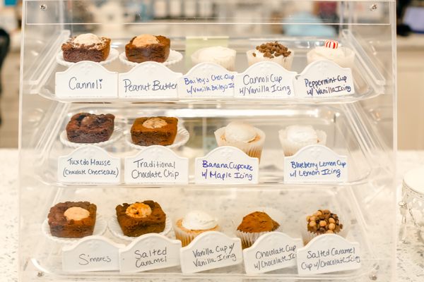 MOON ROCKS GOURMET COOKIES - Updated April 2025 - 135 Photos & 108 ...