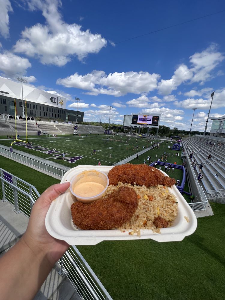 TENDER LOVIN CHIX - Minneapolis, Minnesota - Food Trucks - Restaurant ...