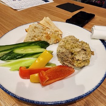 TANGLED ROOTS CRAFT BEER & KITCHEN - Updated October 2025 - 90 Photos ...