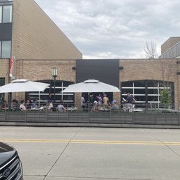 COMMONWEALTH CAFE - Updated December 2025 - 820 Photos & 660 Reviews ...